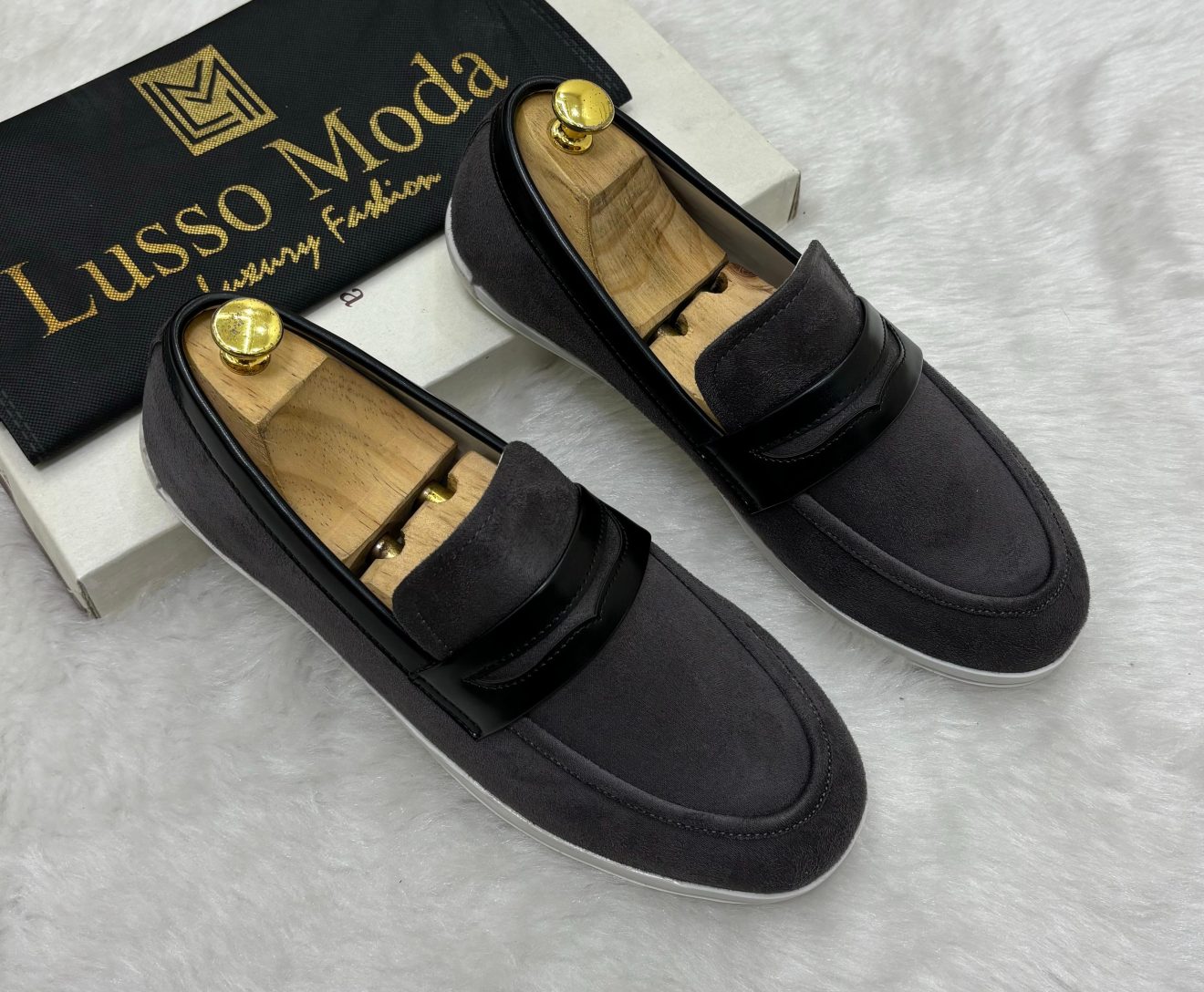 Luxary Lusso Moda Formal Shoes On Full Cash On Delivery