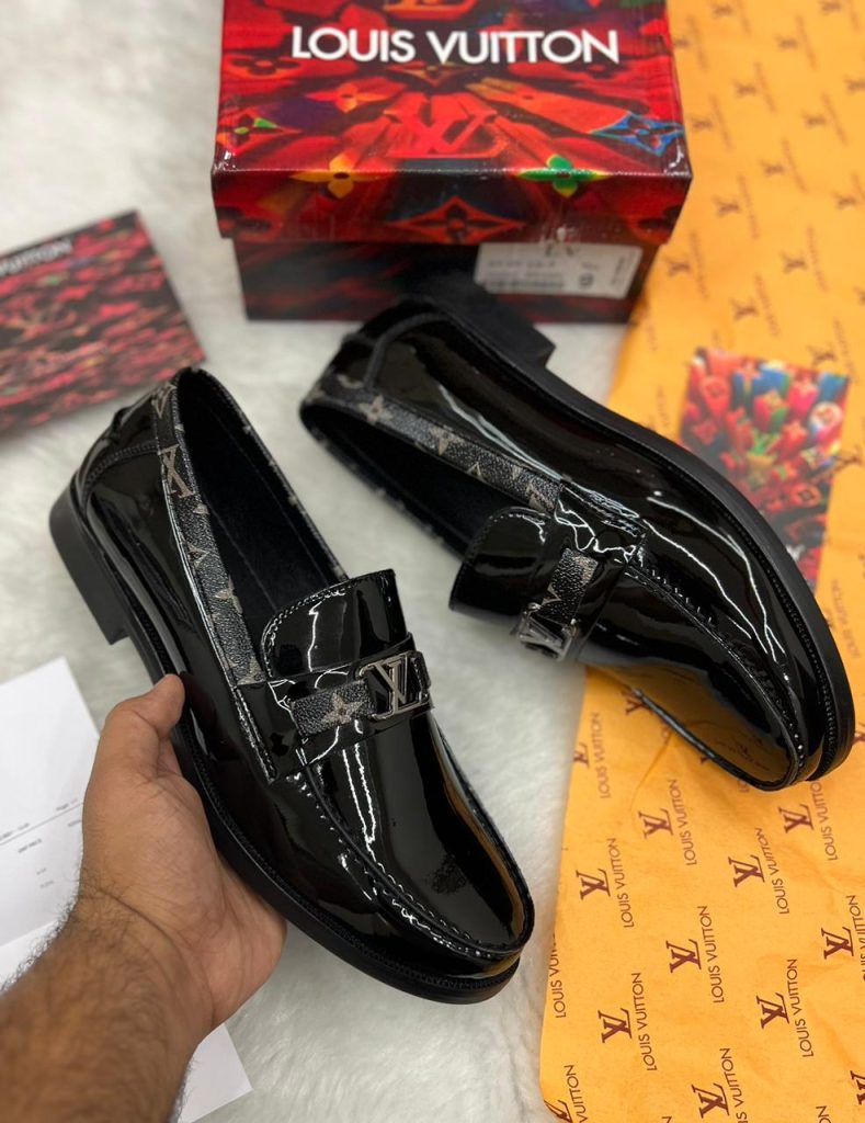 Louis Vuitton Premium Formal Shoes On Full Cash On Delivery