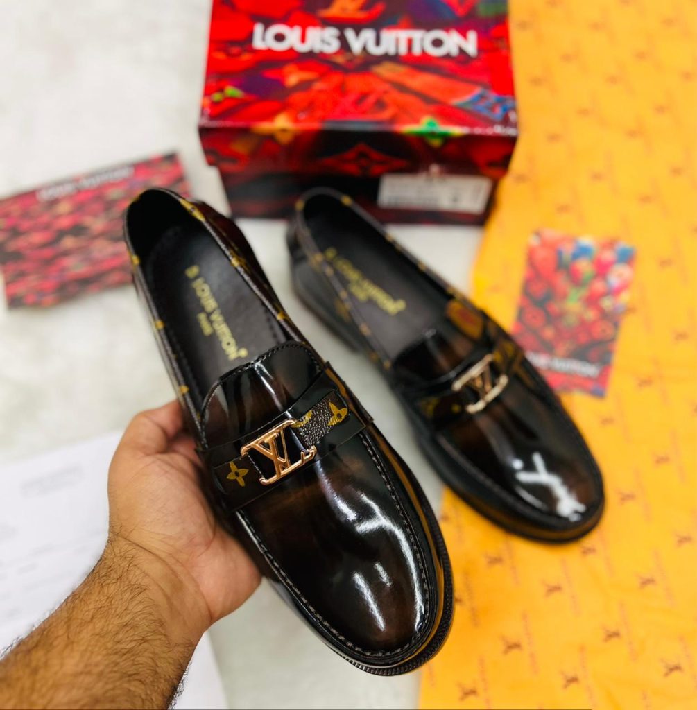 Louis Vuitton Premium Formal Shoes On Full Cash On Delivery